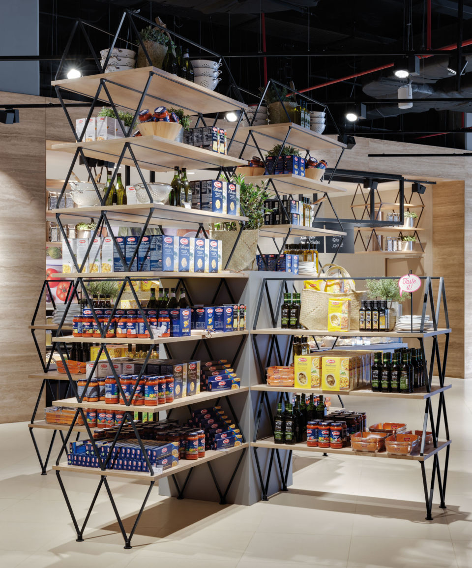 Schweitzer-Interstore, Zurich, Düsseldorf, Naturns, San Francisco ...