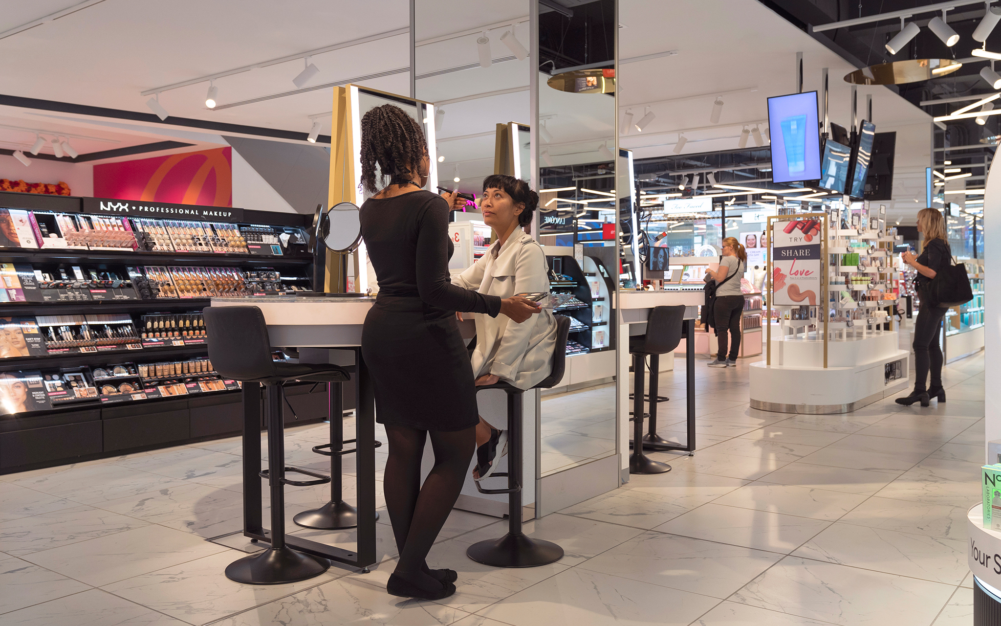Boots Flagship, Covent Garden | Echochamber