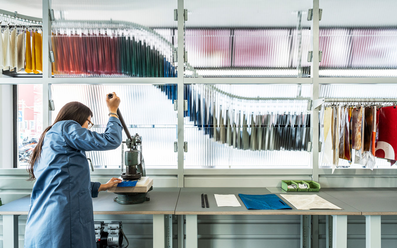 Freitag, Zurich | Echochamber